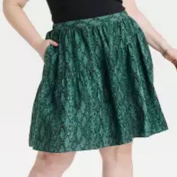Ava & Viv | Skirts | Nwt Ava Viv Green Snake Print Mini Skirt Size 2x ...